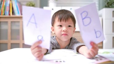 What Are The 6 Stages of Language Development in Children?